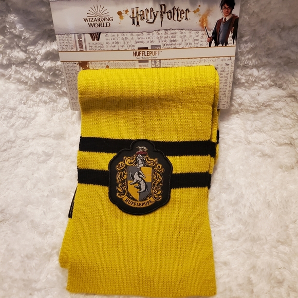 Disguise | Accessories | Disguise Harry Potter Hufflepuff House Scarf ...
